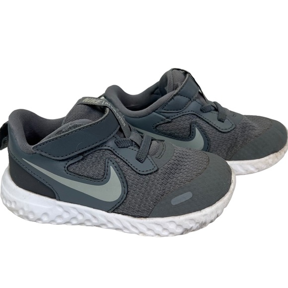 Nike | Shoes | Nike Revolution Gray Toddler Kid Running Sneakers 8c ...